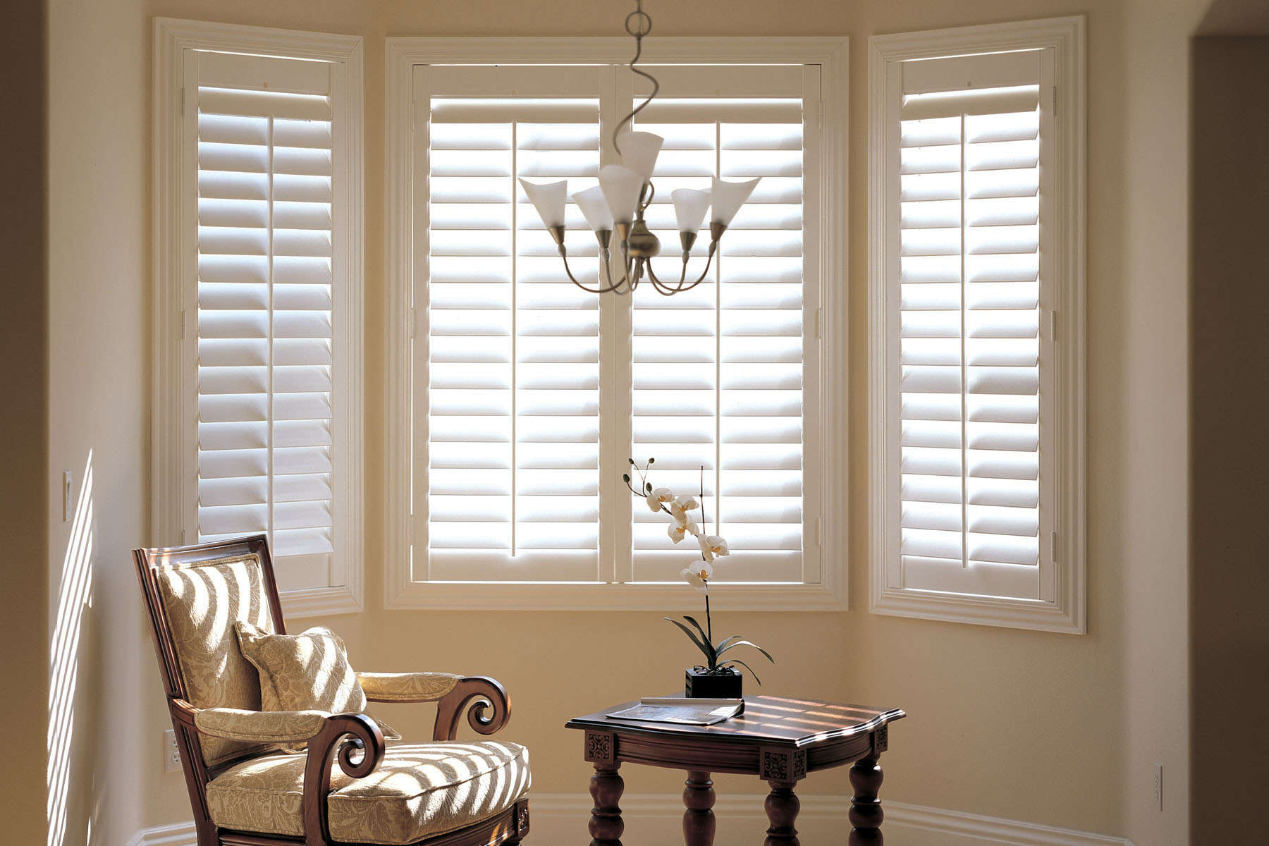 Fast Track Solar Blinds & Shutters – Solar Screens, Window Blinds and ...